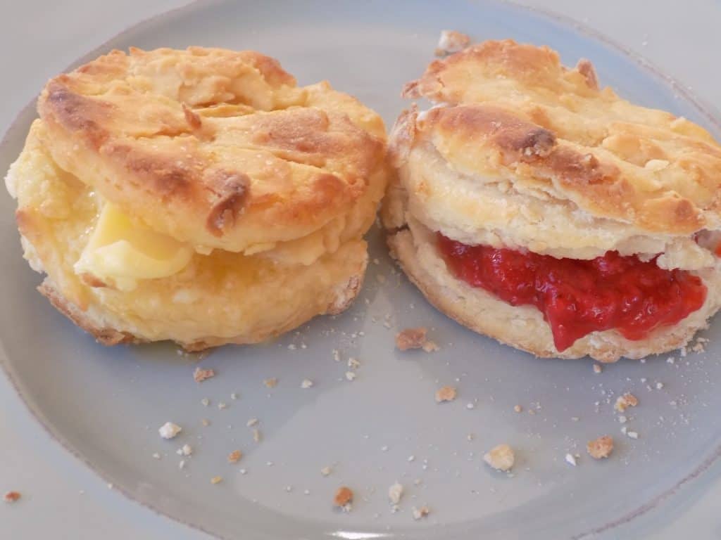 2-Ingredient Biscuits